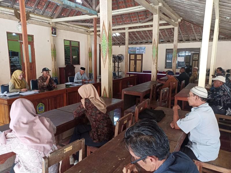 Penyerahan SK Gapoktan Kalurahan Ponjong Periode 2025-2030 dan K